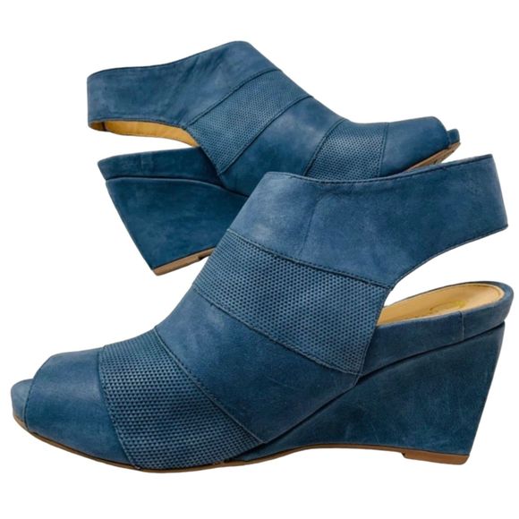Earthies | Shoes | Earthies Manza Moroccan Leather Wedge Slingback Heel ...